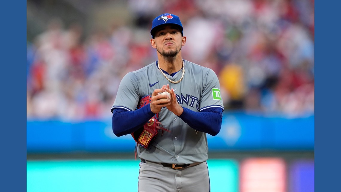 Blue Jays pitcher Jose Berrios to undergo elbow surgery | wbir.com
