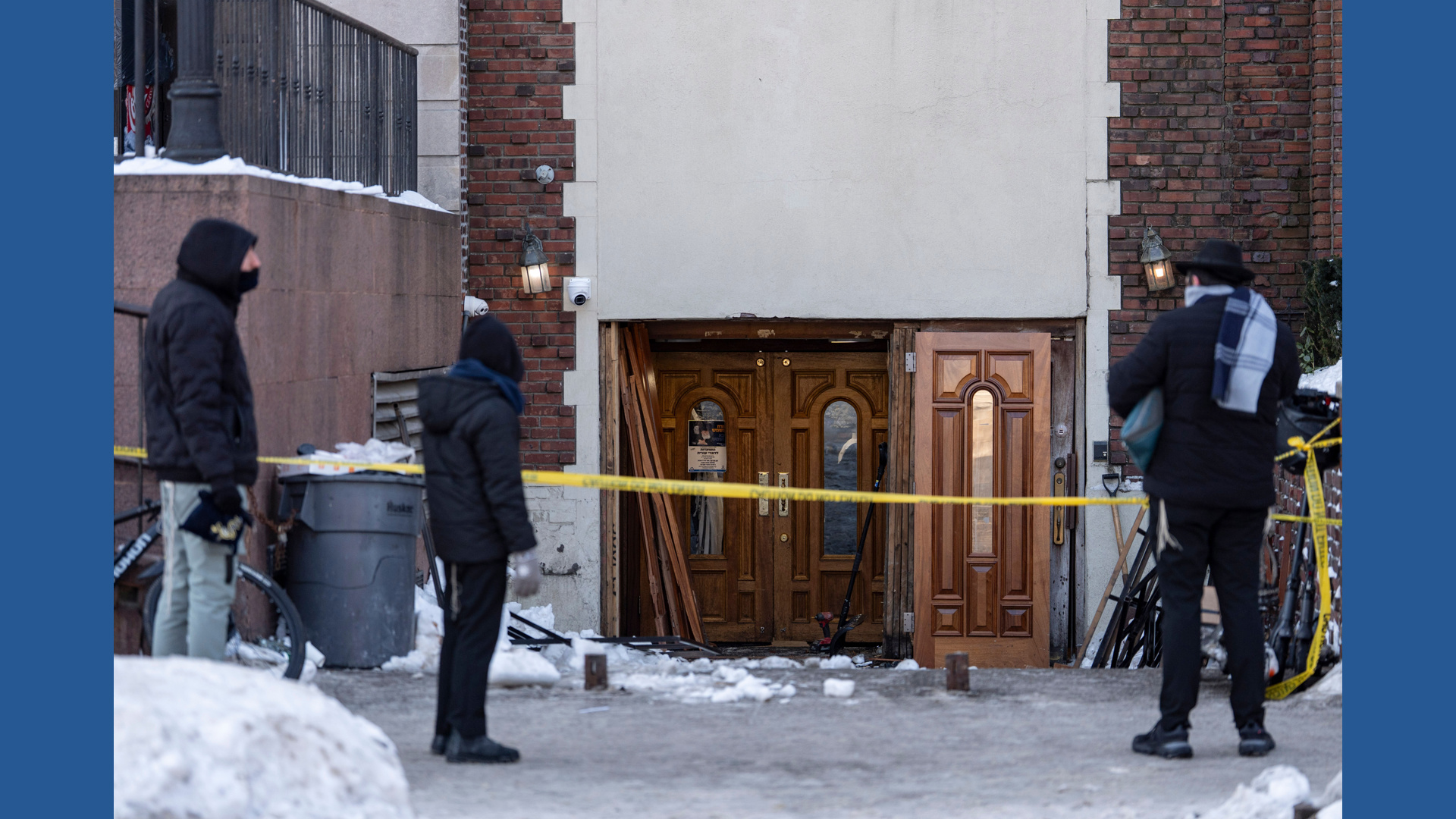 Man pleads guilty to ramming car into Chabad Lubavitch headquarters in ...