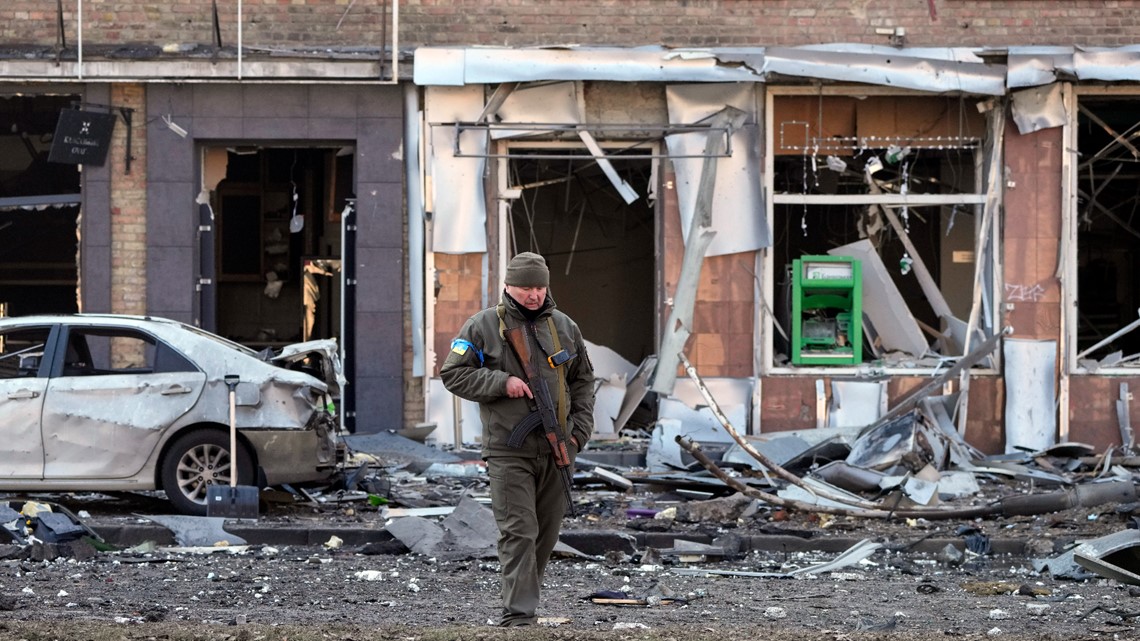 Fox reporter Benjamin Hall, injured in Ukraine, 'damn lucky' | wbir.com