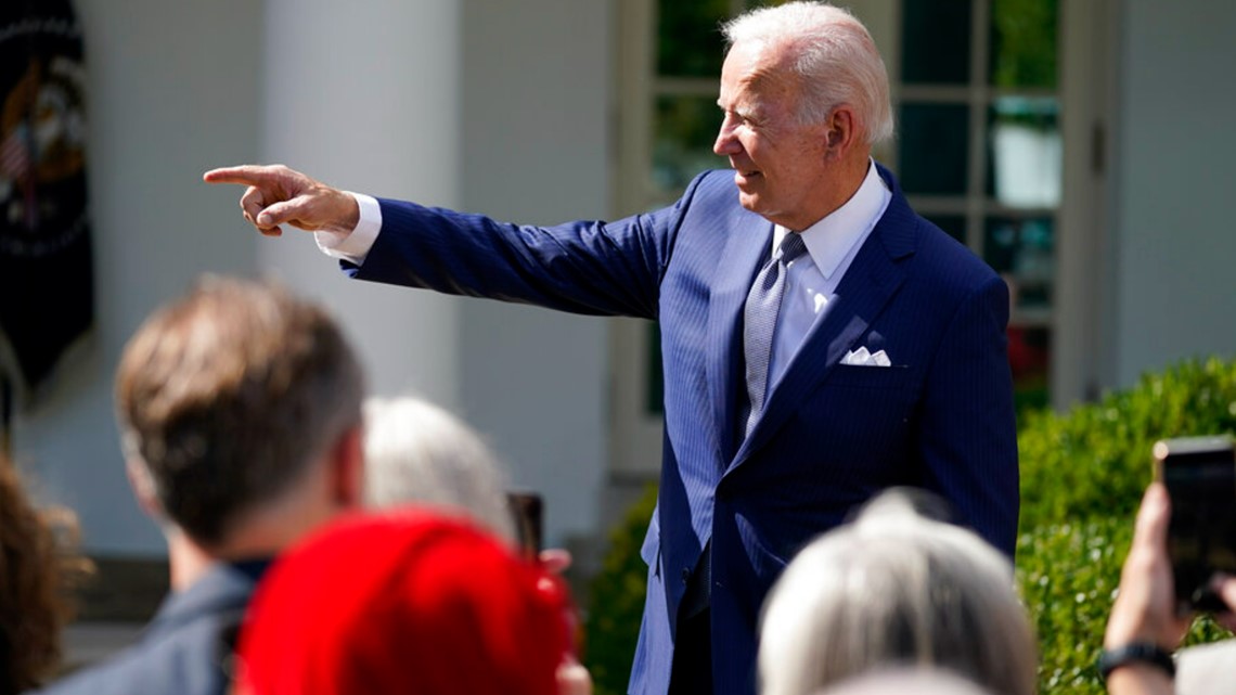 Biden keeps US refugee cap at 125,000 | wbir.com
