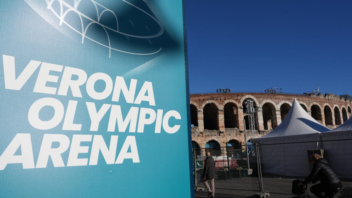 Who are Terry Gannon, Johnny Weir and Tara Lipinski? Meet the Closing ...