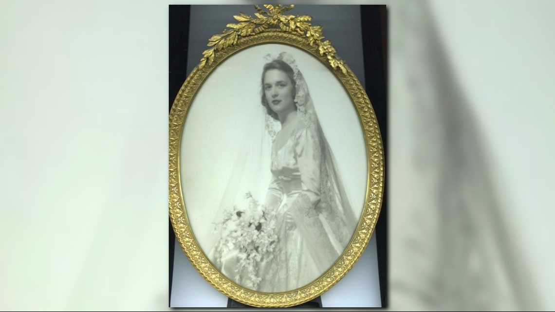 PHOTOS: Hundreds of Bush family photos | wbir.com