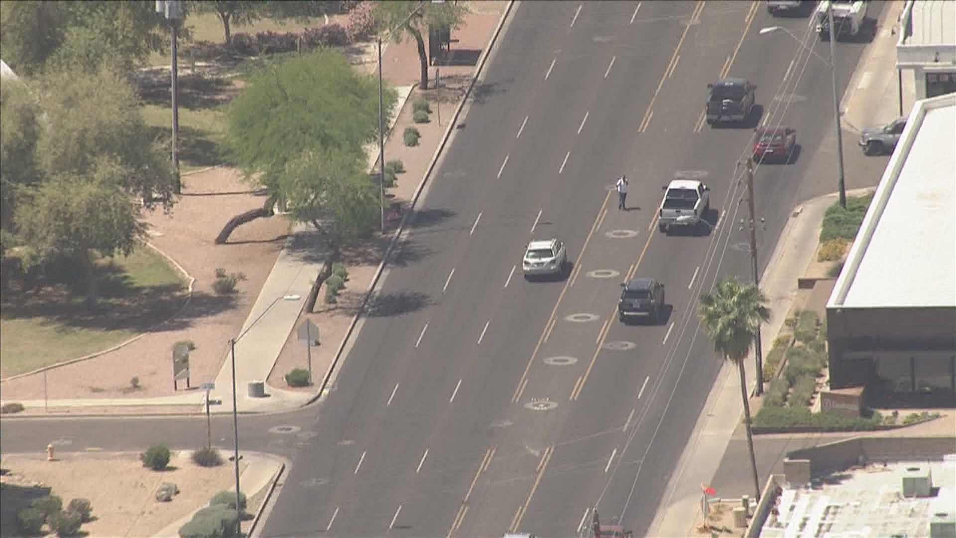 Auto theft suspect hospitalized, K9 dead after Phoenix carjackings, police chase | wbir.com