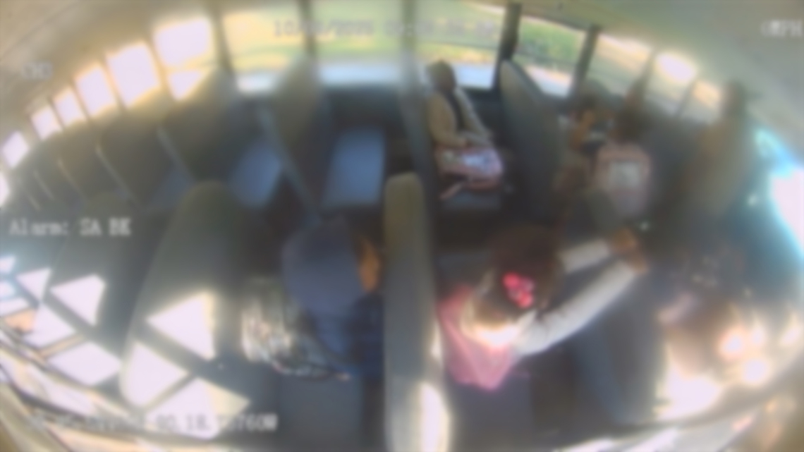Video: Father tells daughter to attack girl on school bus | wbir.com