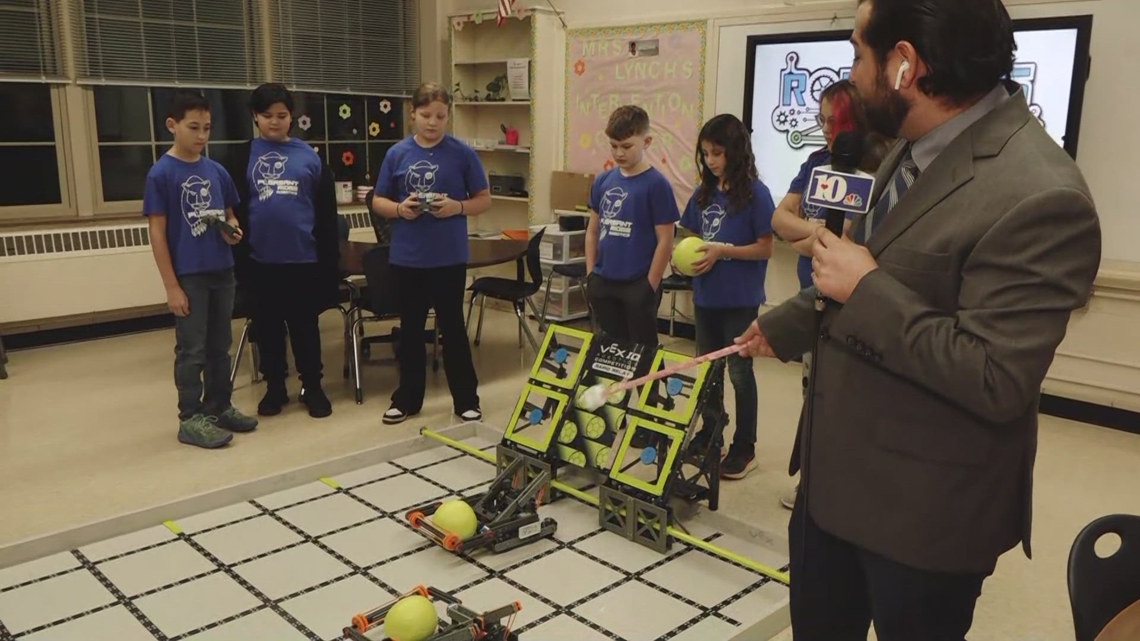 Cool Schools: Pleasant Ridge students explore the world of robotics | wbir.com