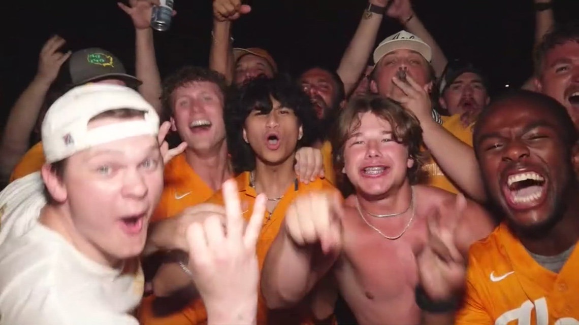 'Let's goooooo!' | Vols fans celebrate Tennessee's National ...