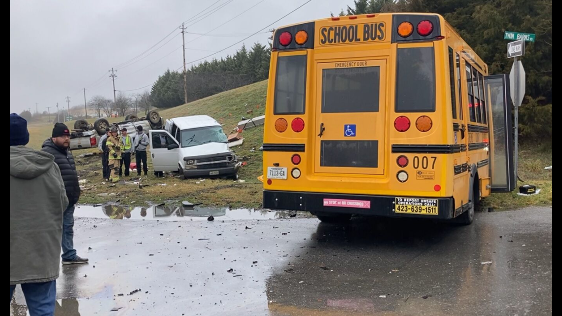 1 killed, 3 injured: Mini School bus wreck in Greene County | wbir.com