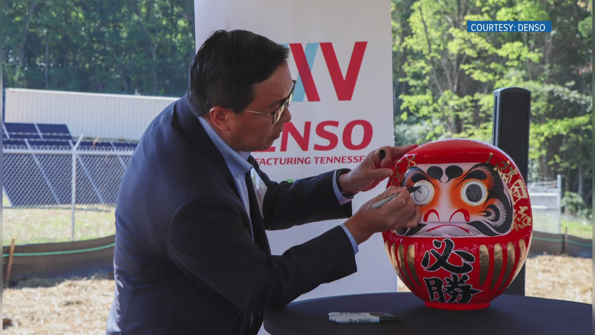 Solar power panels that power DENSO now operational in Maryville | wbir.com