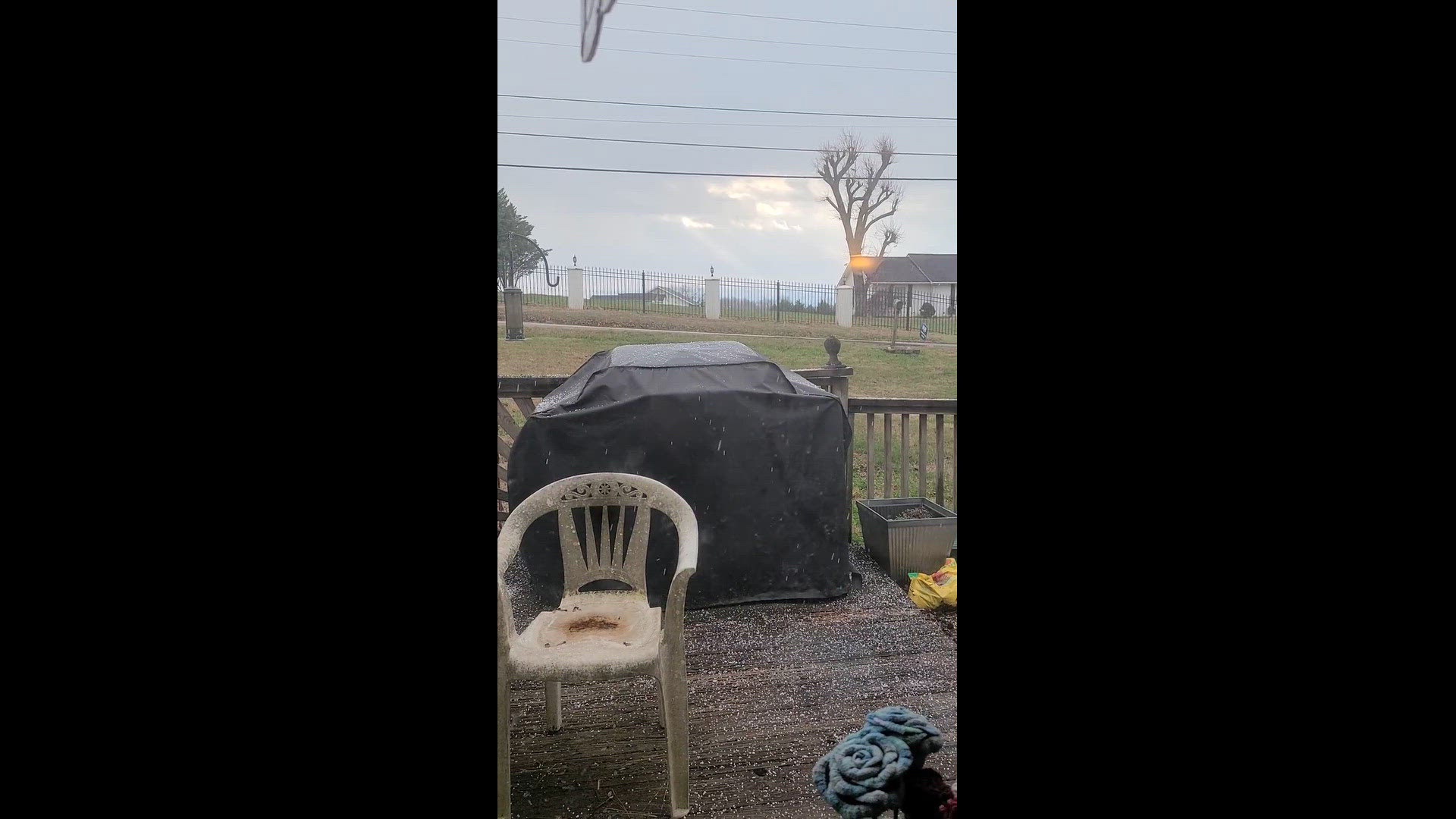 It's snowing!! Or is is grauple? | wbir.com