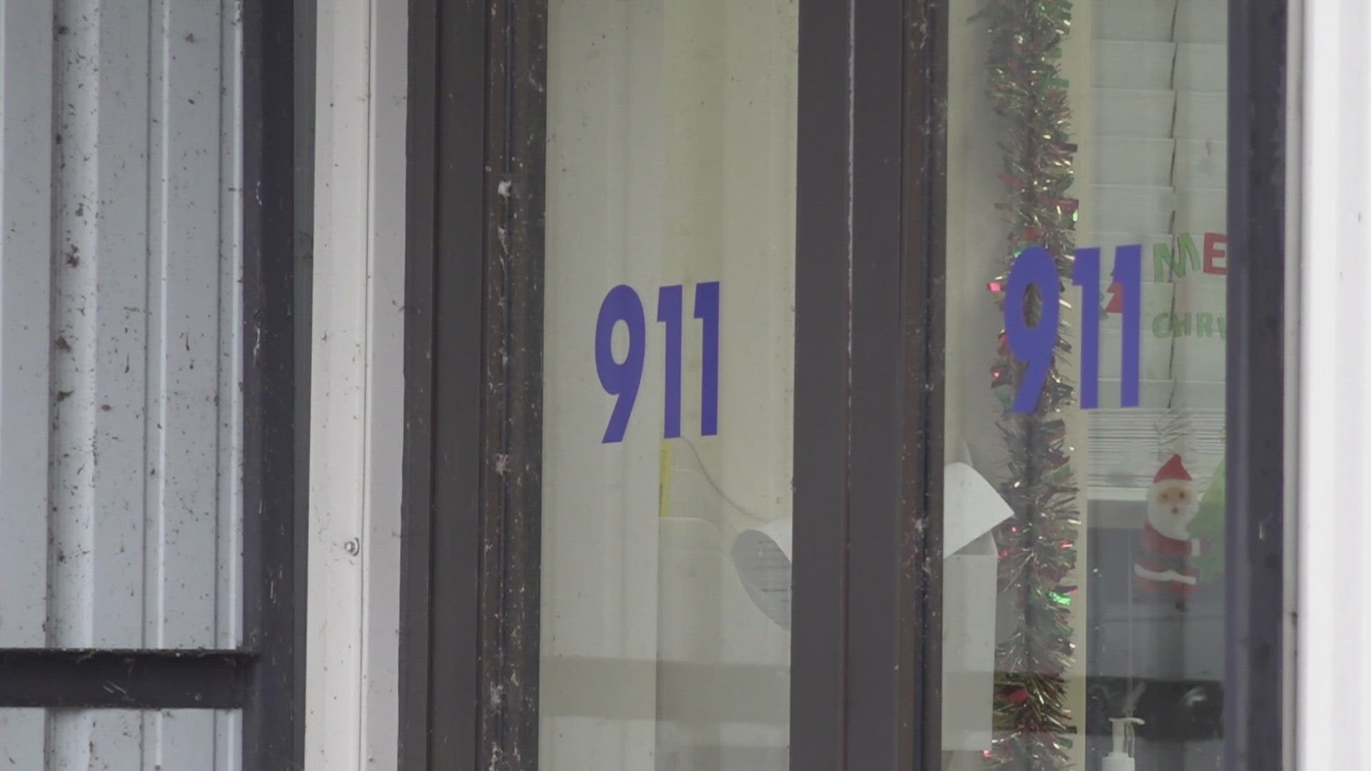 'We are in a state of emergency' | 911 calls reveal the moments after ...