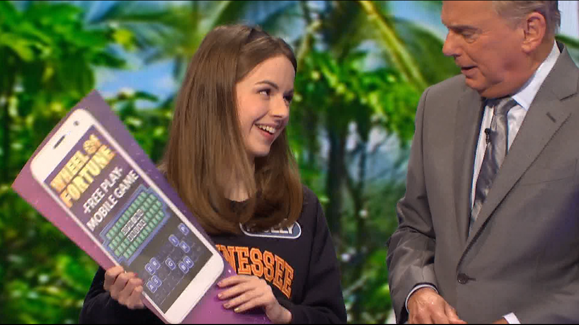 UT Senior Molly Rodabaugh wins nearly $13,000 on Wheel of Fortune ...