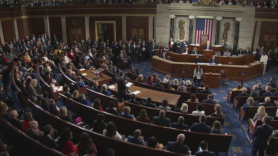 Republican Mike Johnson reelected House speaker vote after dramatic ...