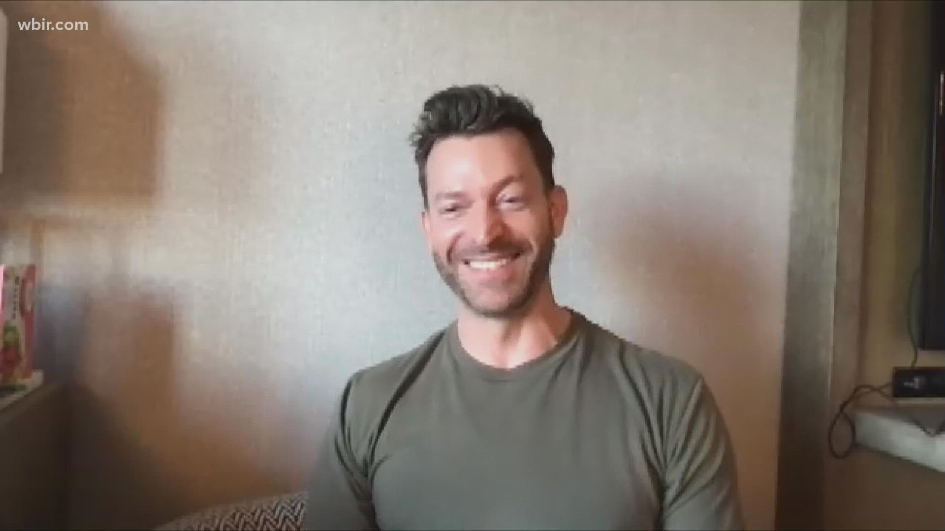 Levi Kreis brings Home for the Holidays back to Oak Ridge | wbir.com