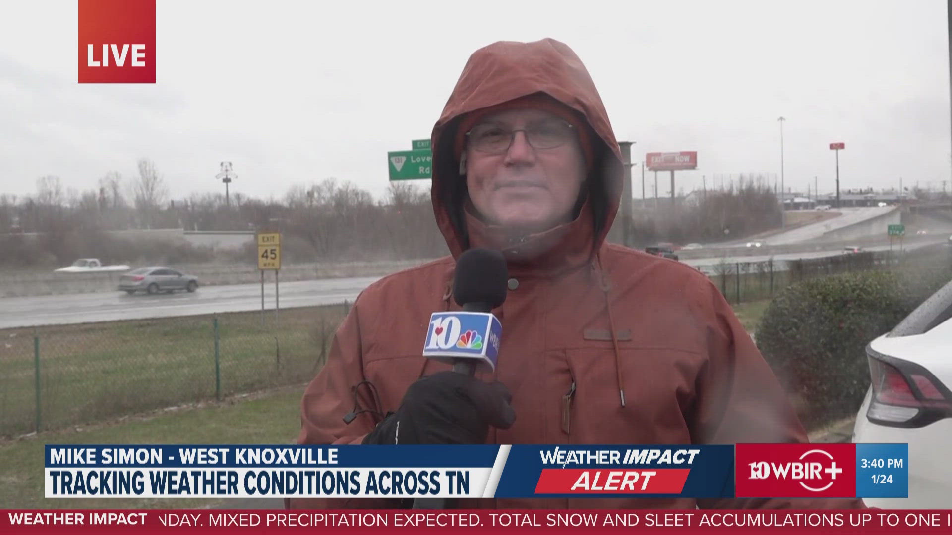 Mike Simon in Turkey Creek as frozen mix rains down on Knoxville | wbir.com