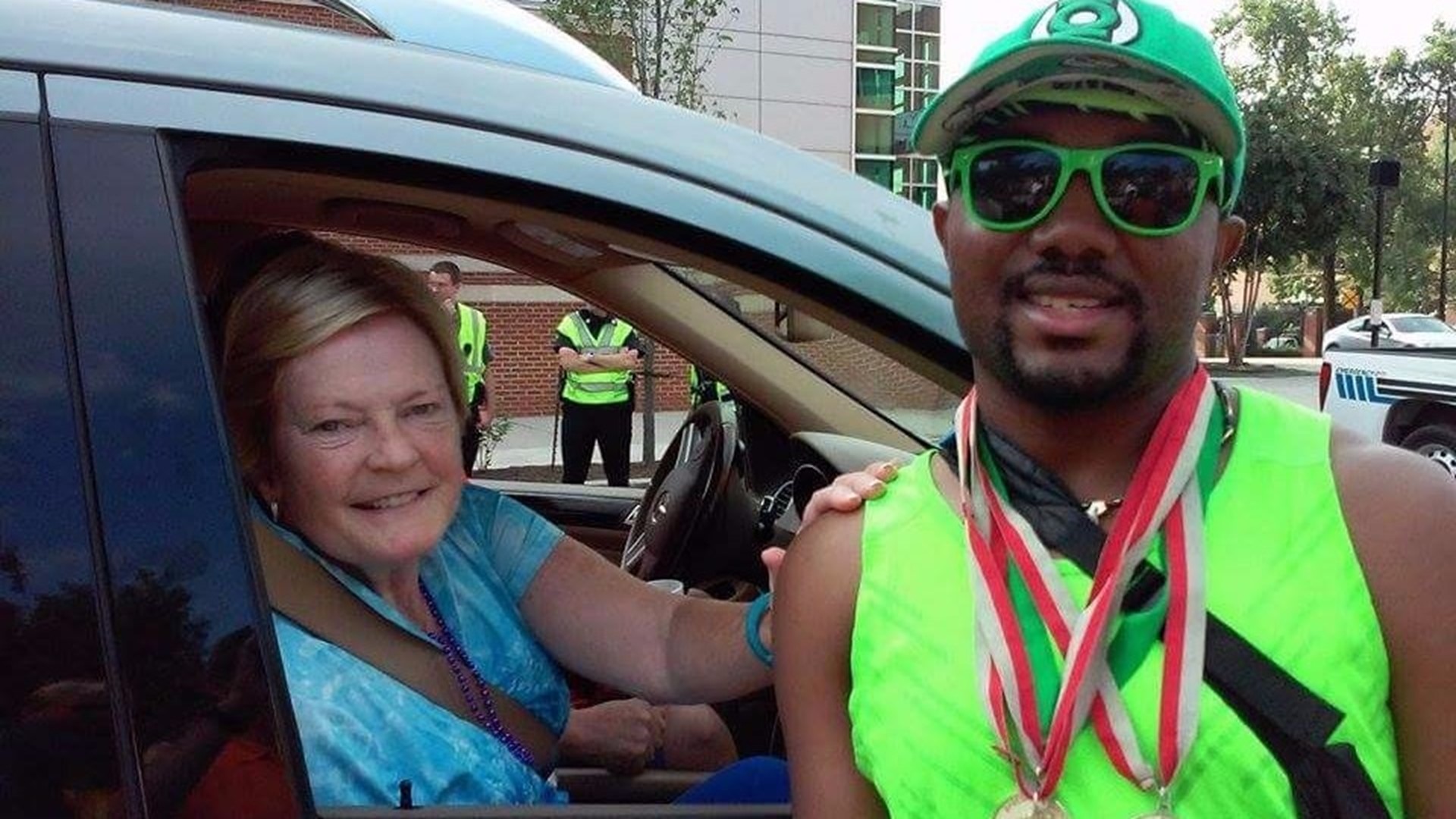 Lady Vol legend Candace Parker honors Coach Pat Summitt as she's named ...