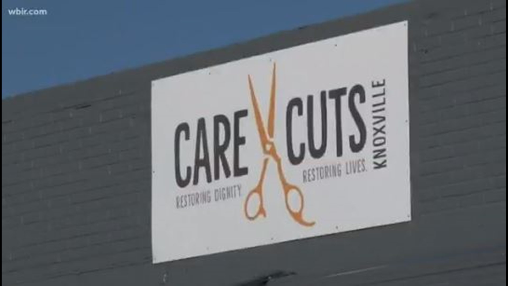 Care Cuts gives free haircuts to homeless | wbir.com
