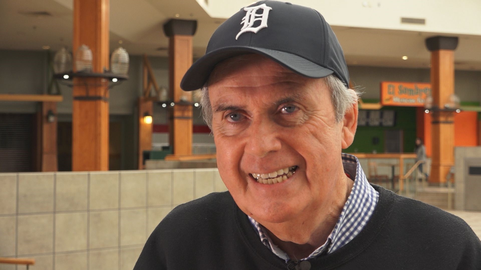 Ken Schwall at Knoxville Center mall positively nostalgia | wbir.com