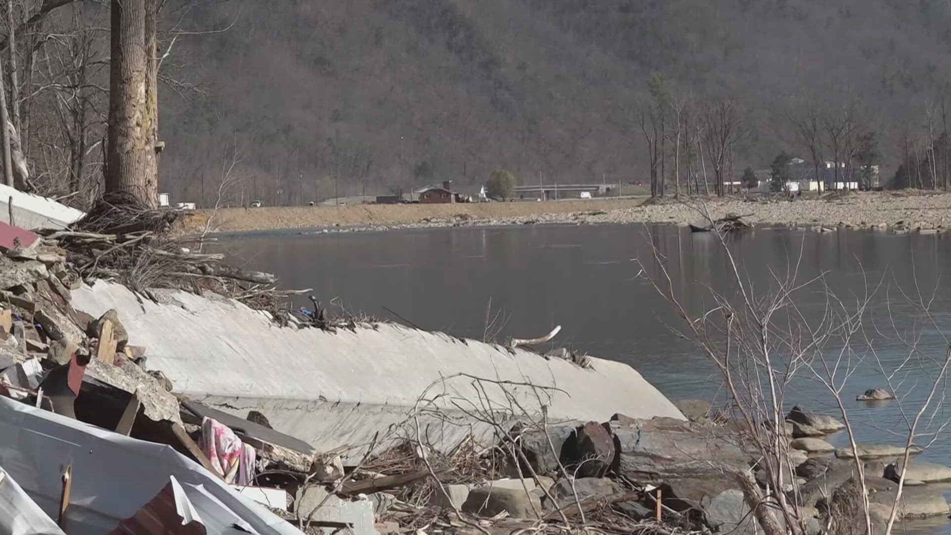 Community unites in Rise Up event after Hurricane Helene | wbir.com