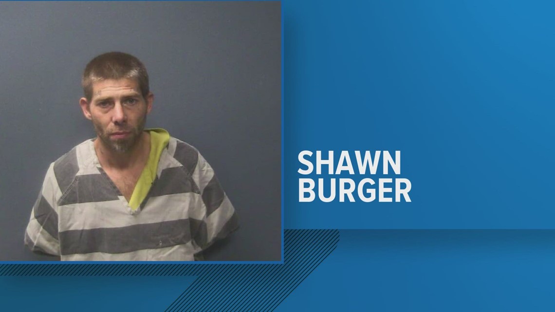 Man accused of dragging Jefferson City police officer in jail | wbir.com