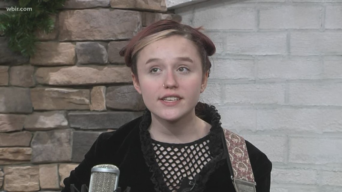 EmiSunshine performs song from new album | wbir.com