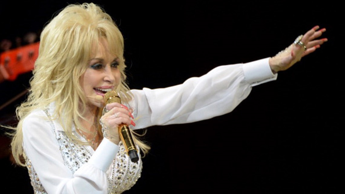Dolly-inspired Netflix movie 'Dumplin'' premieres today | wbir.com