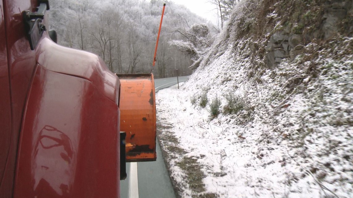 Snow, ice close several roads in the Smokies, Sevier County | wbir.com