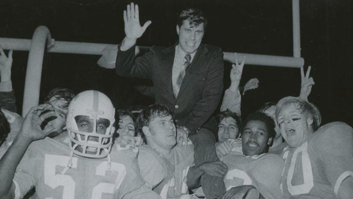 'Not only a great coach, but a great person' || Former UT football ...