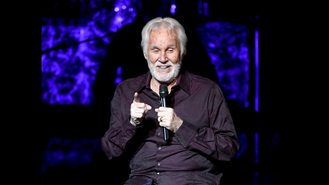Kenny Rogers hospitalized for dehydration, reportedly isn't dying like ...