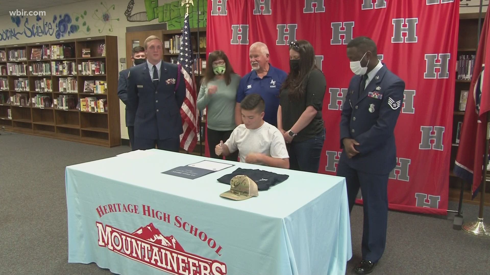 Heritage HS holds military signing day ceremony for three cadets | wbir.com