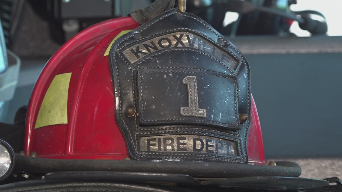 Knoxville Fire Department celebrates graduation of 15 firefighters ...