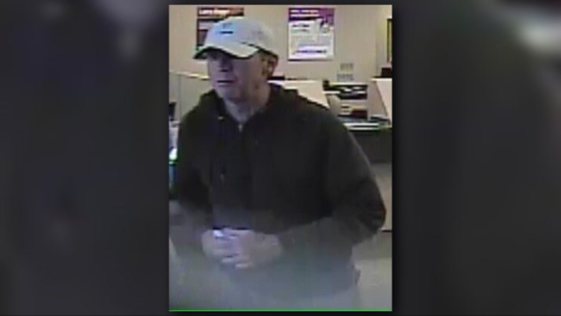 FBI searching for armed robbery suspect | wbir.com