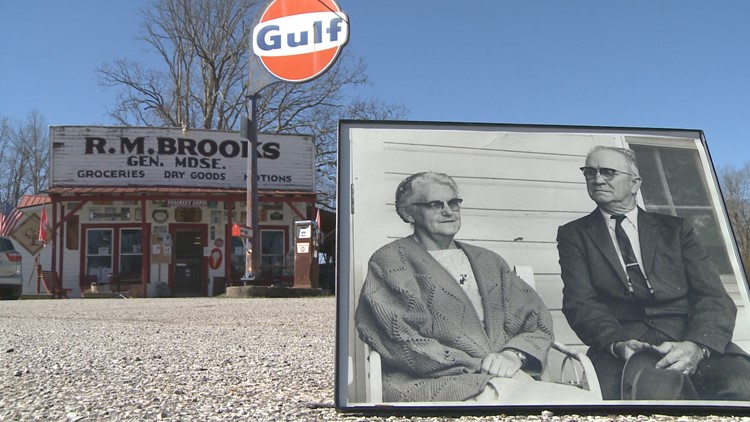 Family-owned store serving up history with its famous fried bologna ...