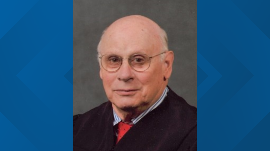 Tennessee's longest-serving state appellate judge announces retirement ...