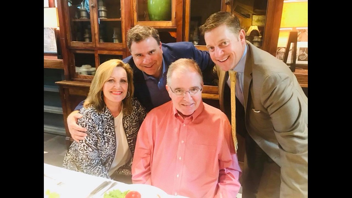 We've lost a friend: Former WBIR sports anchor Steve Phillips' life ...