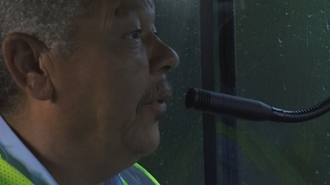 Knoxville bus driver brings happiness through song along his route ...
