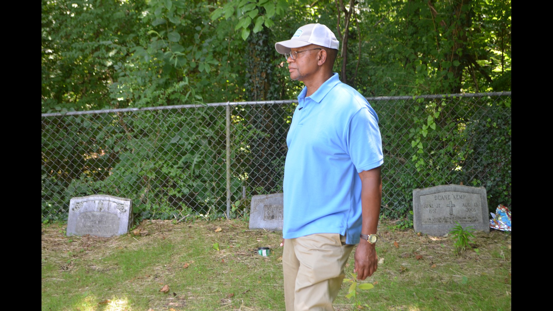 Hidden in plain sight: Historic cemetery with thousands of graves falls ...