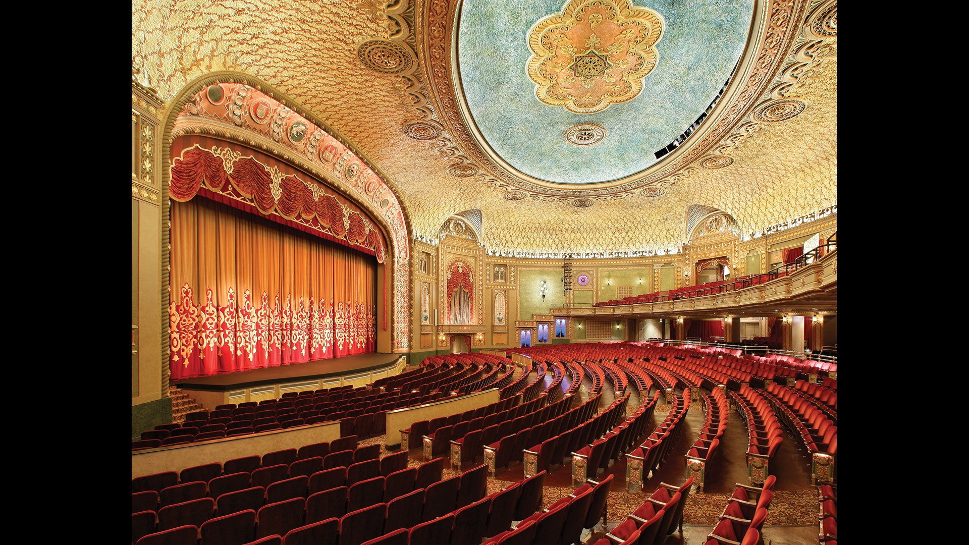 Celebrating 90 years of the Tennessee Theatre | wbir.com