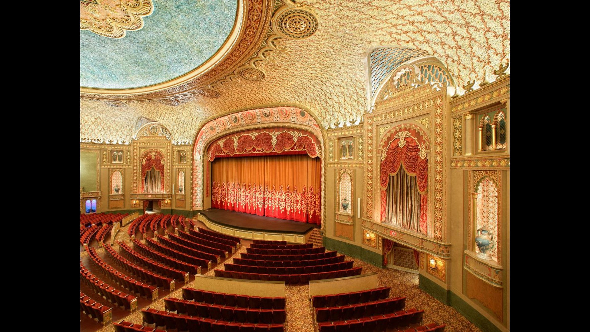 Celebrating 90 years of the Tennessee Theatre | wbir.com