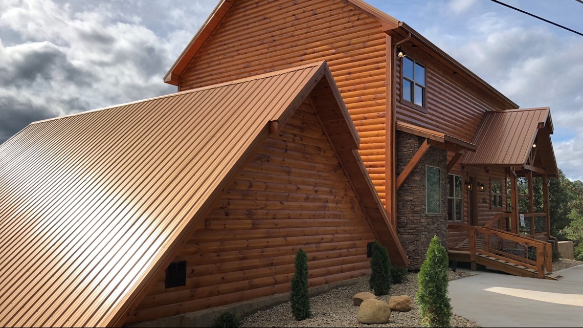 Local Luxe: The $1.5 million cabin that has everything | wbir.com