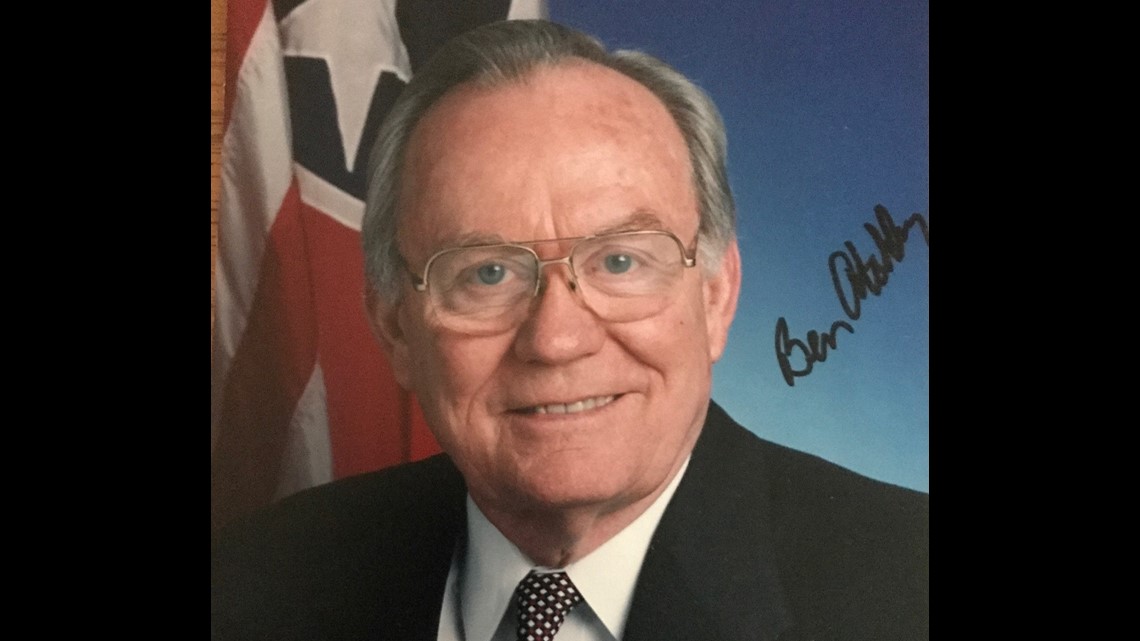 Tennessee lawmakers pay respects to Ben Atchley | wbir.com