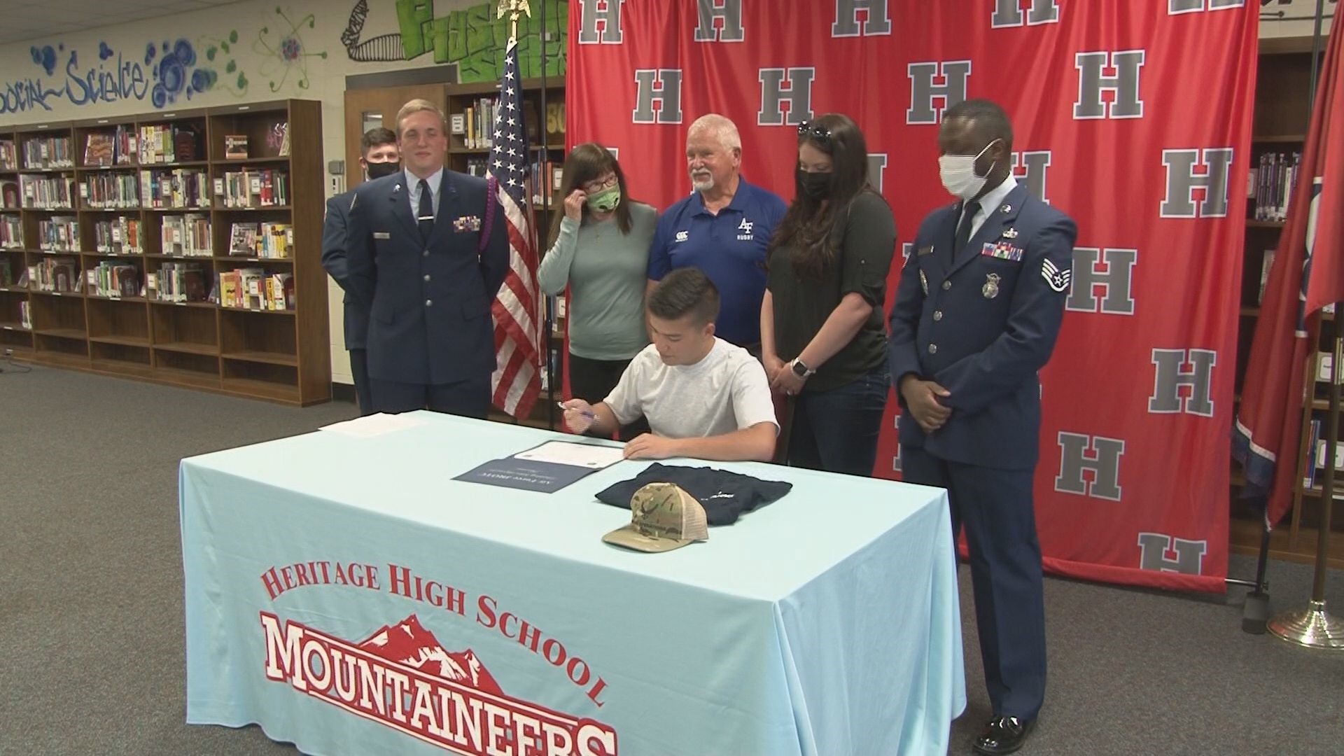 Heritage HS holds military signing day ceremony for three cadets | wbir.com