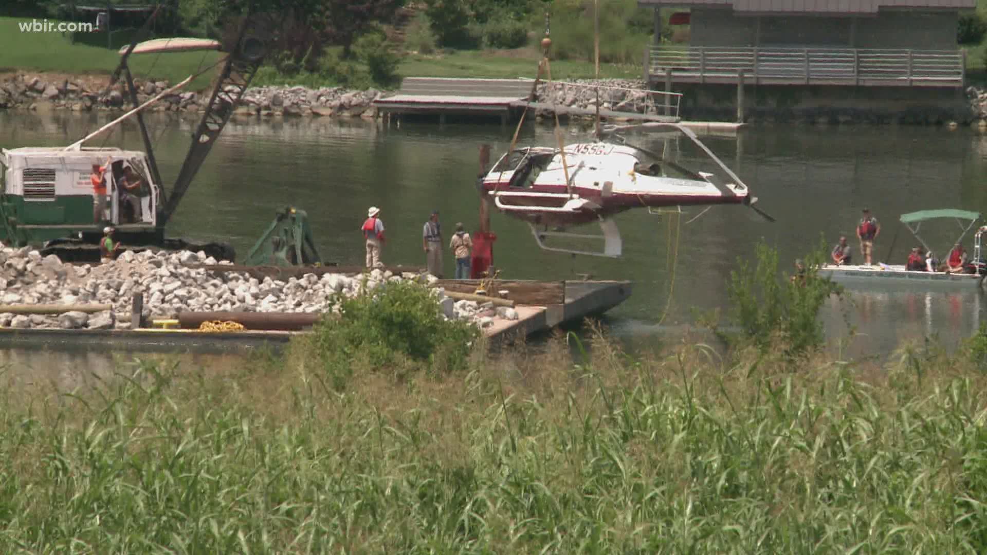 Crews recover helicopter after deadly crash | wbir.com