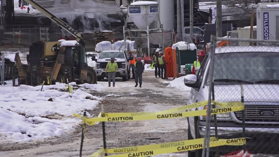 Knox stadium still on track despite weather | wbir.com