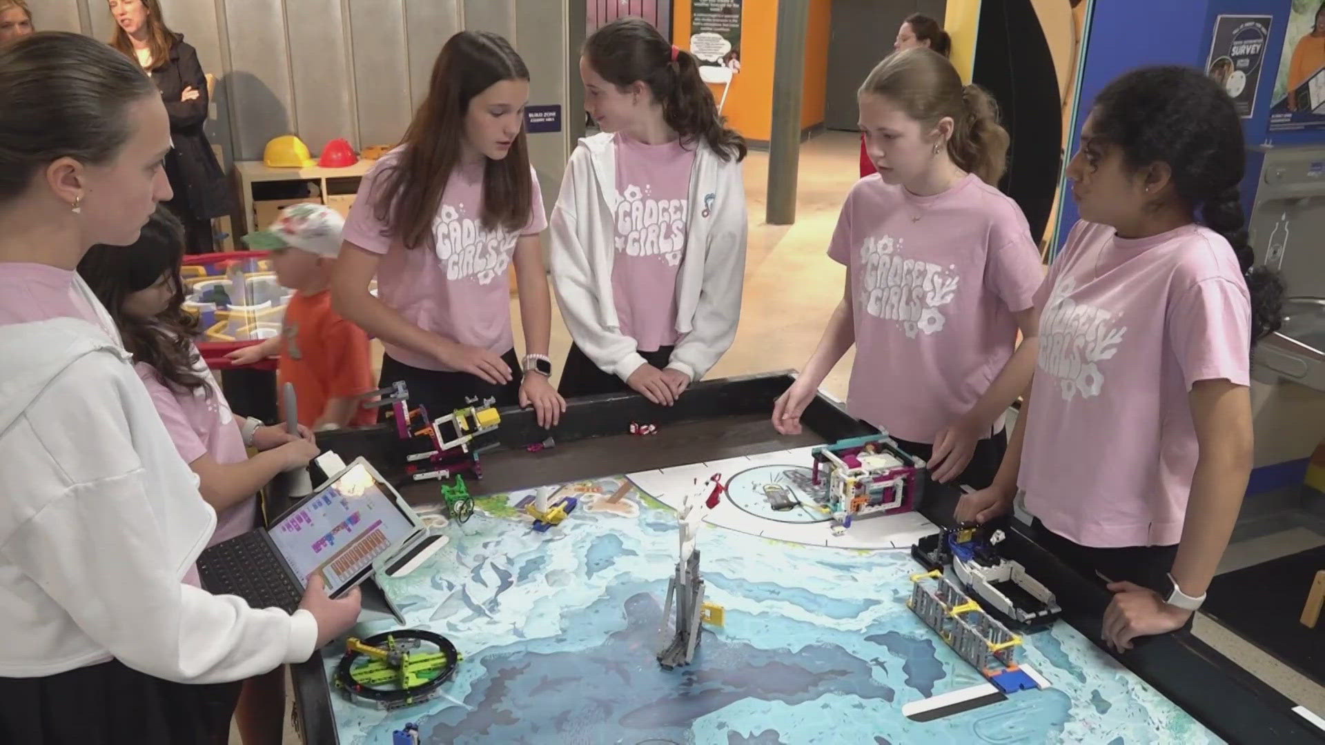 Knoxville girls robotic group shares love of STEM with the community ...