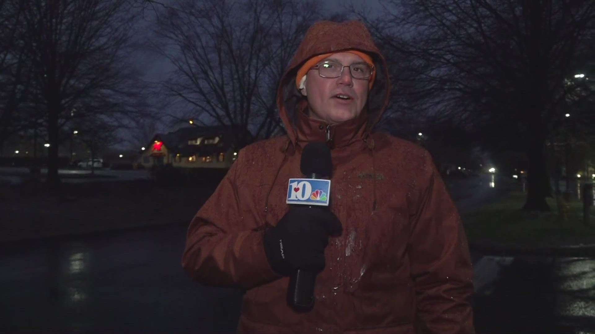 Mike Simon talks about the frozen mix, rain we're getting in Knoxville ...