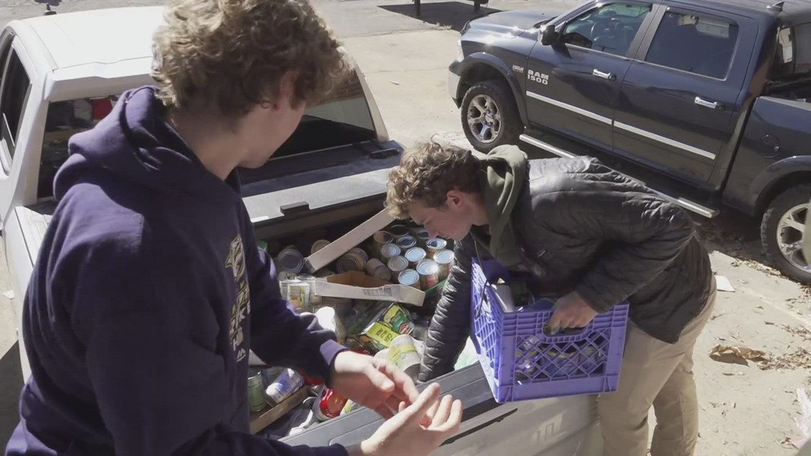 UT Greek life competes in can tower competition | wbir.com