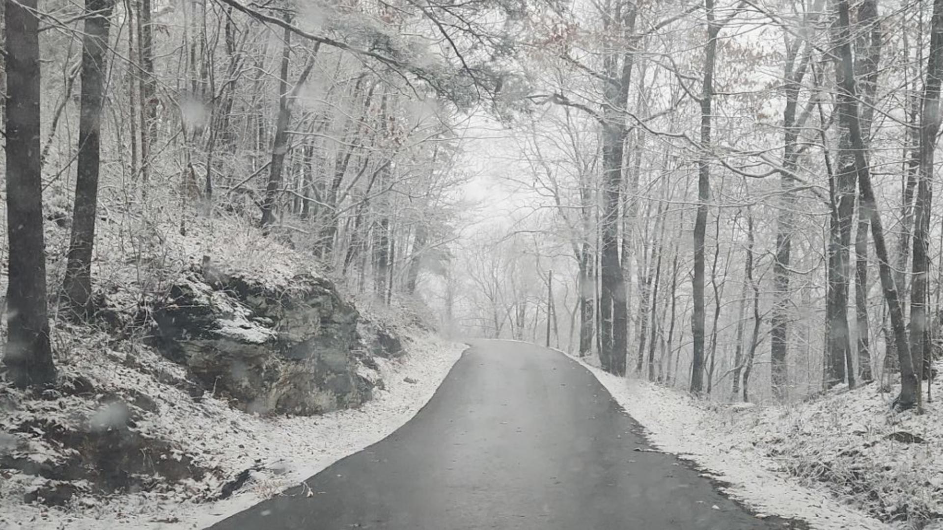 Snow falls across East Tennessee | wbir.com