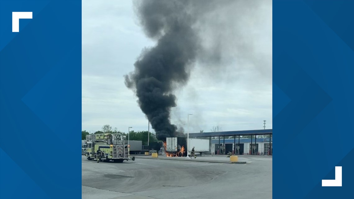 No injuries reported after tractor-trailer fire at truck stop | wbir.com