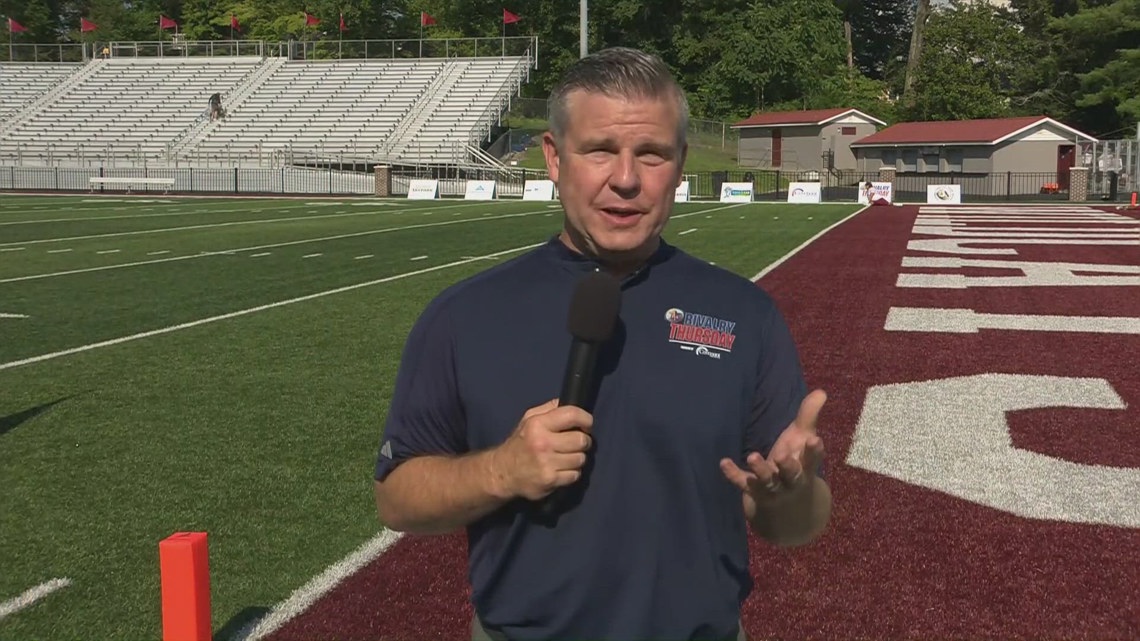 Rivalry Thursday | Halls takes on Oak Ridge for the first Rivalry ...