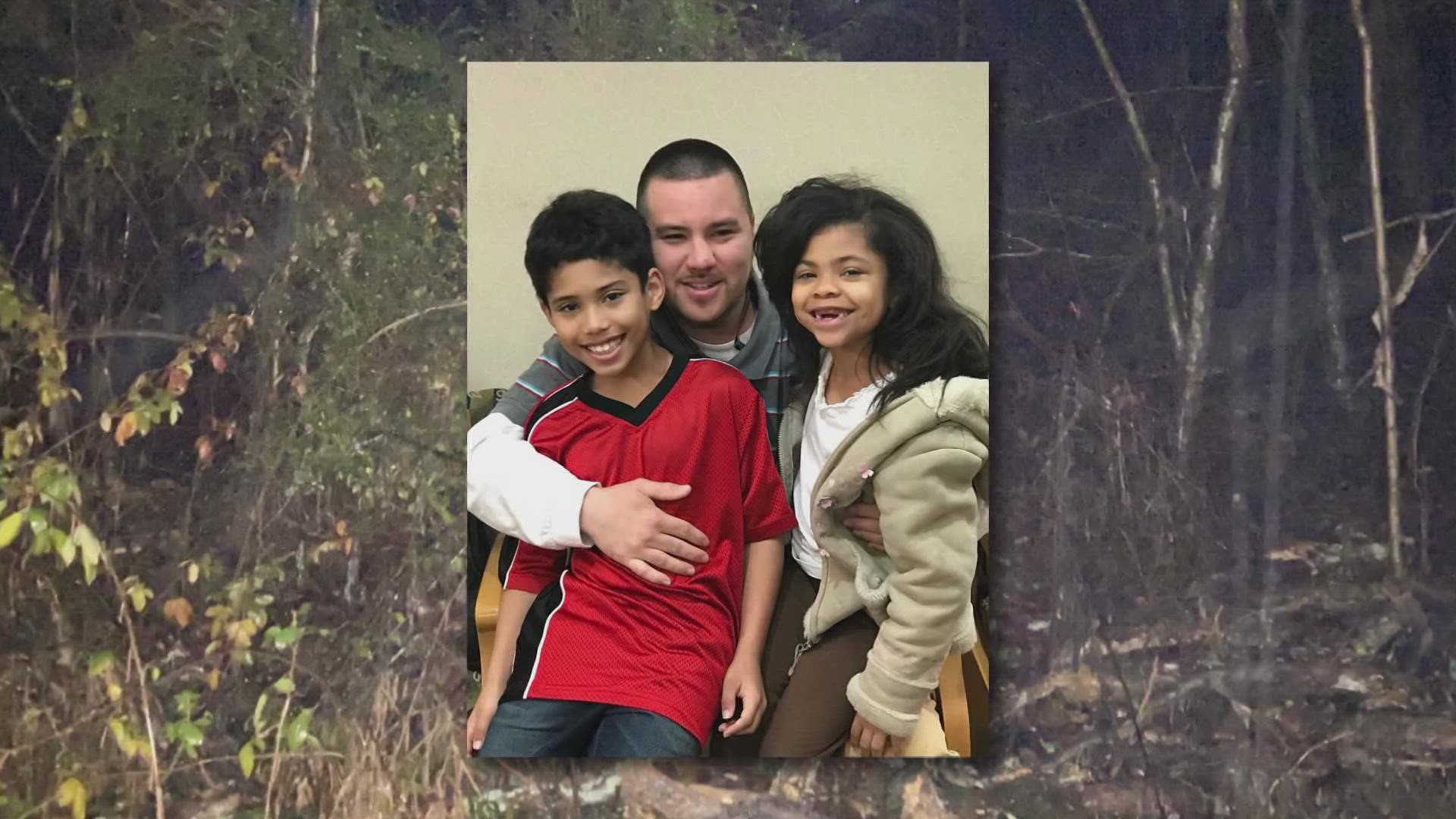 Father seeks answers after his son's body was found in a blue tote in ...